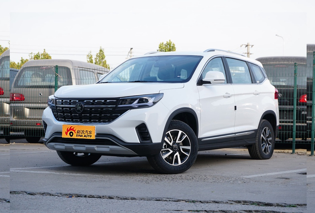 新车日历_上市车型_新车汇总 - 新浪汽车