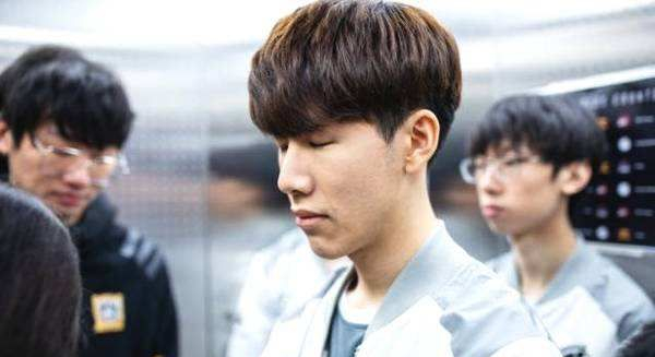 姿态首秀被The Shy完虐，网友：只有Letme能救RNG