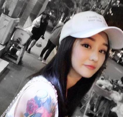 Uzi操作重回巅峰，7滴血VN完成团灭，Uzi恶搞女友，素颜照曝光