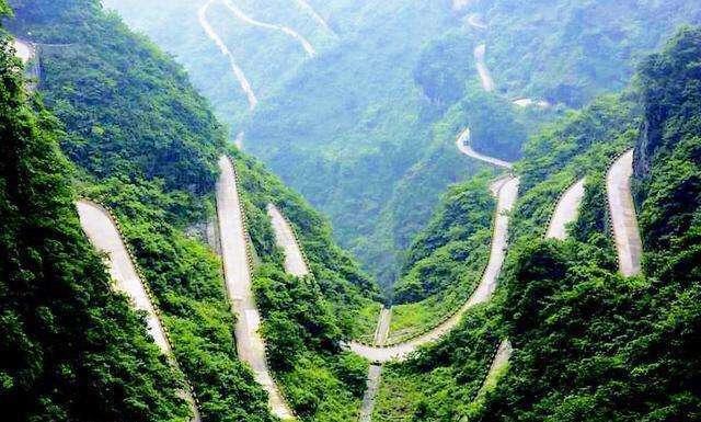 中国最危险盘山公路,99道弯老司机不敢走,私家车不能通行! 公路 盘山 私家车 新浪新闻