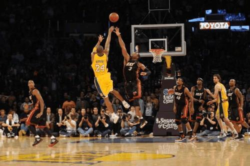 NBA21世纪6大最经典的3分绝杀，哈登逆天3分杀死勇士居榜首