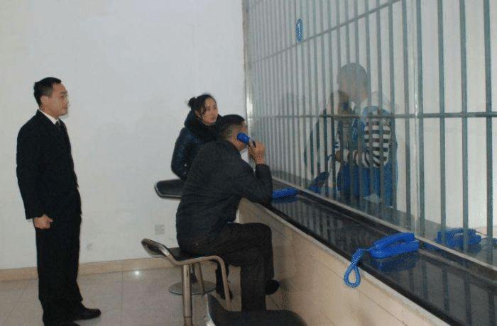 那些被看守所拘留7天或者15天的犯人 那几天是怎么度过的 看守所 食物 法律 新浪新闻