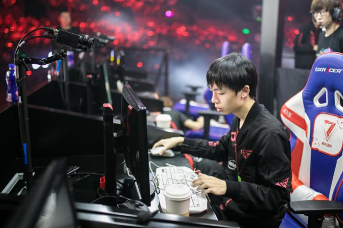 SMLZ逐渐“PYL”化？阵亡总数排第三，“AD位的死神”实锤了！