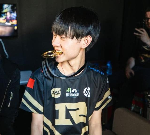 PDD弟子遍布LPL，YM招人标准是什么？YM经理：达到条件联系我