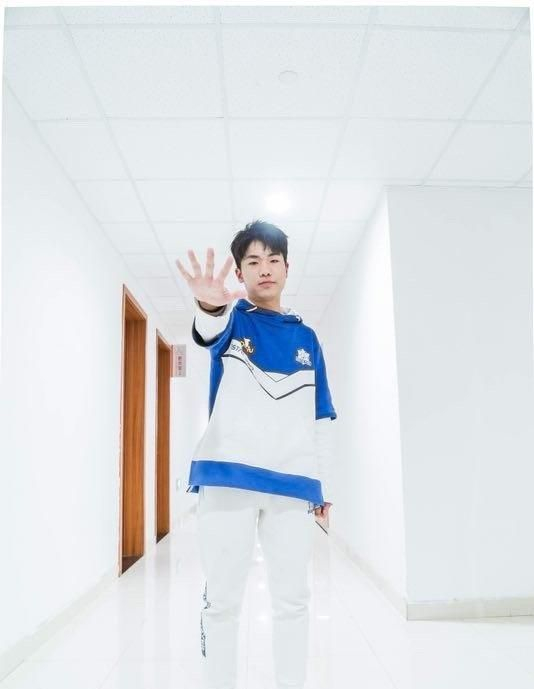 从rxy到花海，盘点estar的历届打野选手，五杀已经成为传统！