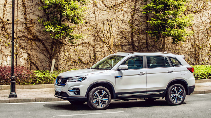 长安CS75 PHEV评测：或许是20万以下新能源SUV的最佳选择？