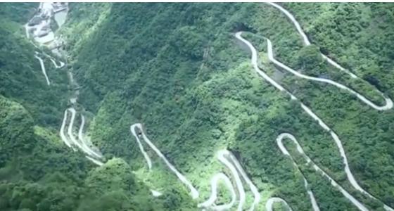 中国最危险盘山公路,99道弯老司机不敢走,私家车不能通行!