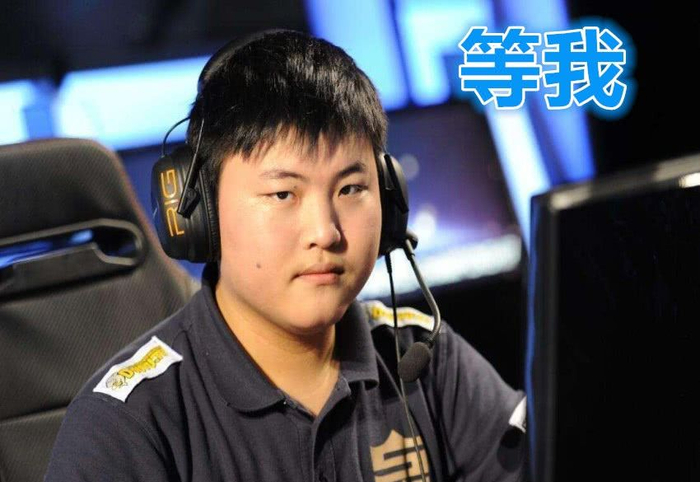 S8赛季LPL最强AD选手排名，Uzi仅排第二，第一无人不服