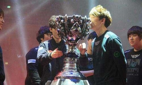 theshy和Marin到底谁更强，全面分析让你明白！