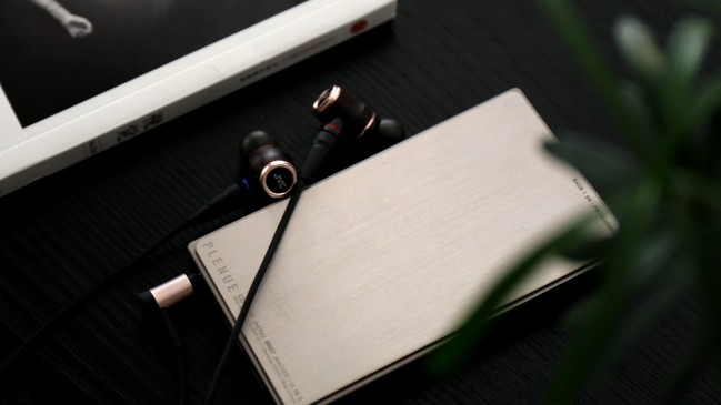 动圈耳机的灵魂在哪里？ JVC FW002木振膜耳机听音谈