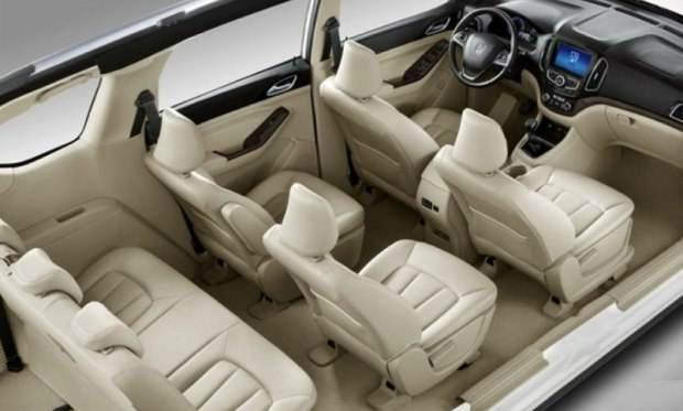 232和223，MPV这两种不同座椅布局，用途也有区别