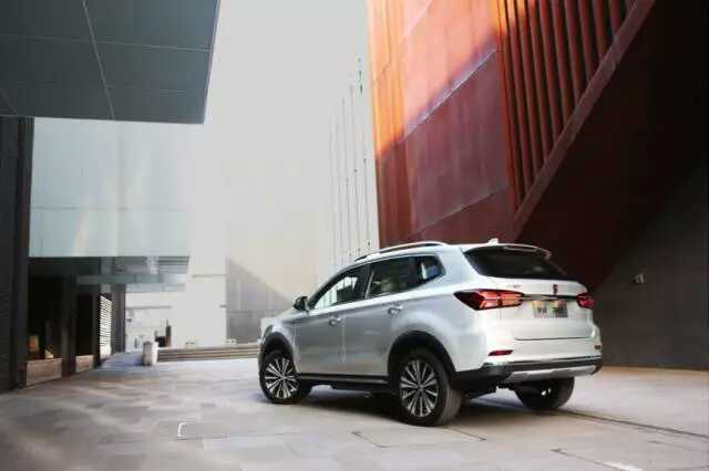 宋EV300、荣威ERX5相继上市，纯电动SUV成潮流