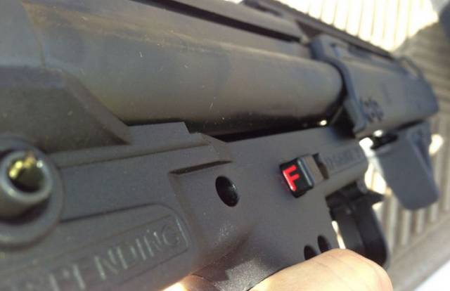 Kel-Tec KSG霰弹枪：我虽然短，但我招人喜欢啊