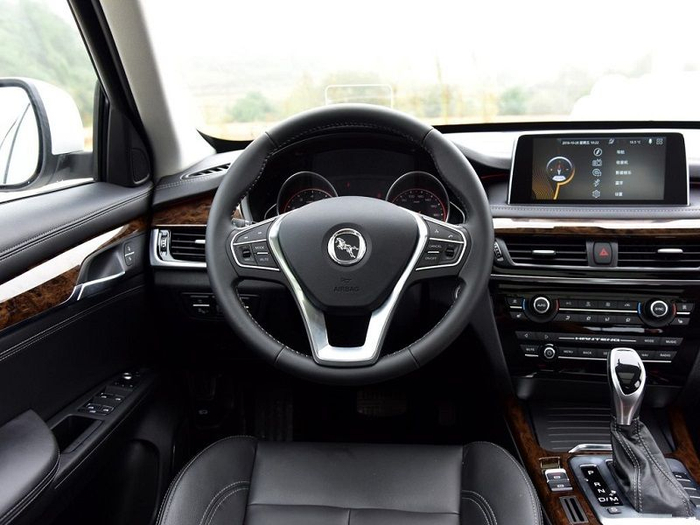 1.5T配6AT只要9万，性价比超高的自主SUV