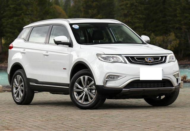 吉利最红SUV又上新款，换装全新1.8T发动机，档把霸气堪比宝马