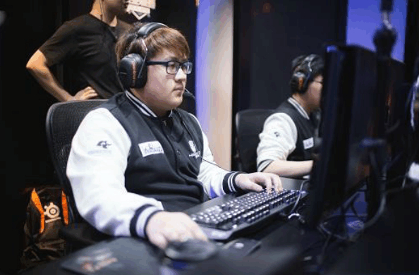 LOL比4396更可怕的数字, 当年kid的VN只打出了443伤害!|可怕|数字|比赛_新浪新闻