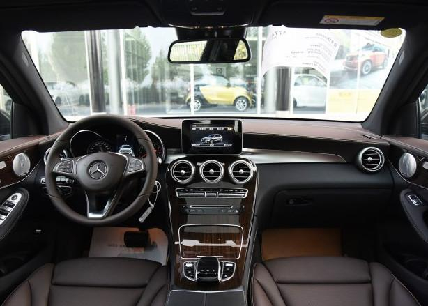 2018款奔驰GLC正式上市，搭载2.0T发动机