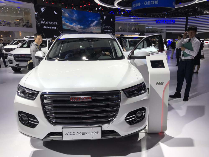 12.6万起 哈弗H6 1.5GDIT上市 宝骏510“夺冠”更难喽