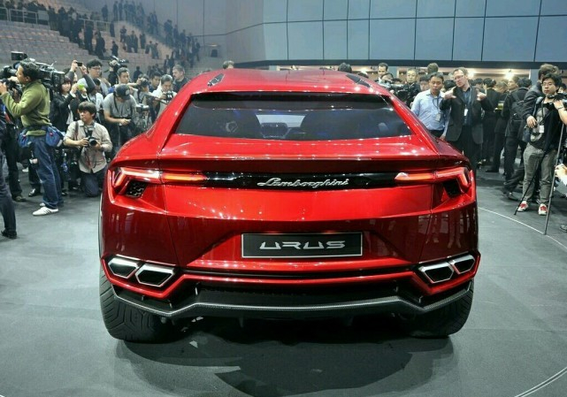 兰博基尼SUV12月首发，3秒破百！众泰10年也仿不出来