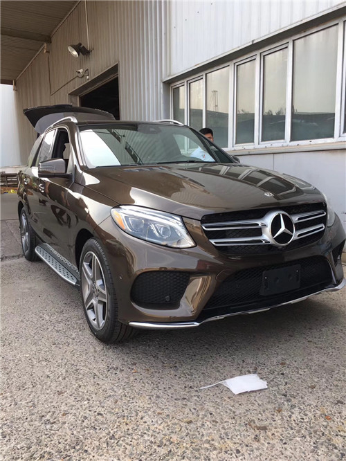 18款奔驰GLE400 无刻不展现出成熟和稳重