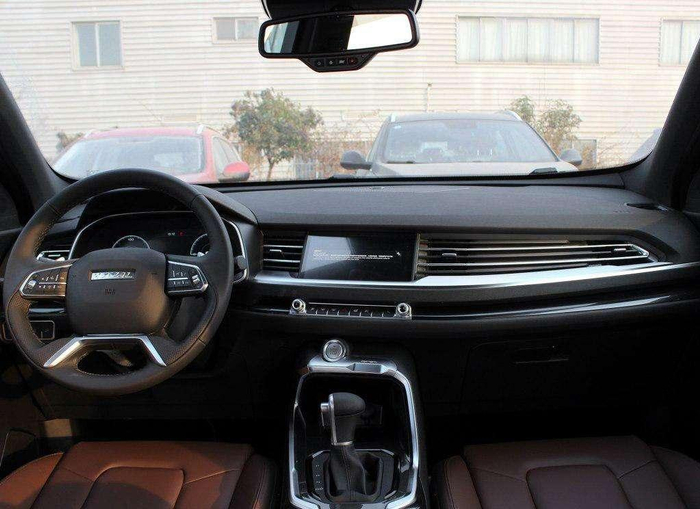 10-15万想买个SUV, 哈弗H6蓝标1.5T和荣威RX5怎么选?