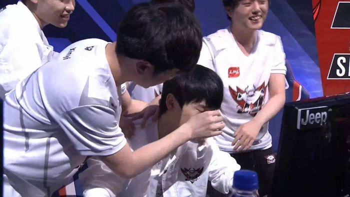 Doinb再次登顶国服第一, 拳头英文解说: 他是最被低估的选手