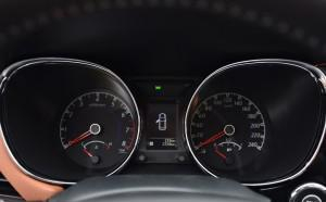 售价8.98-12.78万元 新款启辰T70上市