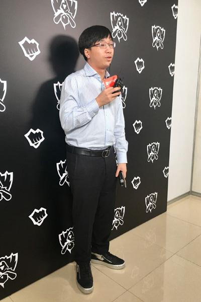 lol：从Uzi专属辅助到S7香港战队教练，Tabe的电竞之路毁誉参半