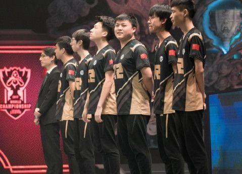 RNG和WE无缘总决赛，百万玩家听了一首歌曲：凉凉