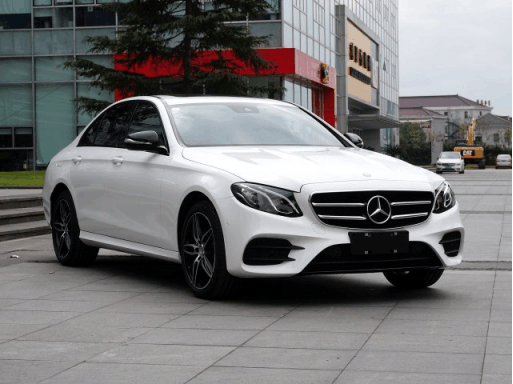 奔驰E级2017款E300L运动豪华型, 给你带来全新的驾驶体验