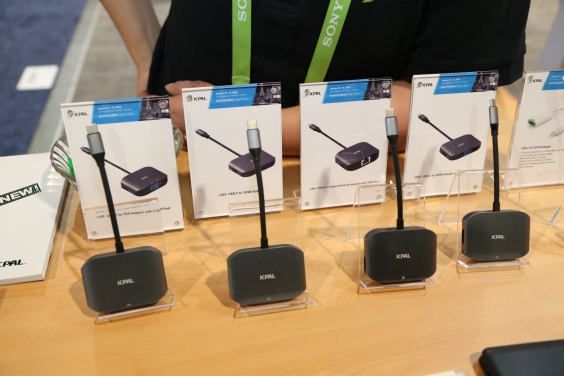 CES2018丨配件也创新 JCPAL展出众多手机配件产品