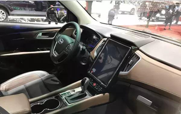 国产大7座SUV，8万，颜值不输汉兰达，月销过万，力压GS4