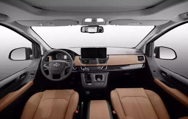 传祺GM8欲夺别克GL8奶酪, 大通G10 PLUS笑了, 先过我这关再说