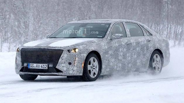 凯迪拉克CT6谍照曝光 有望今年2月亮相