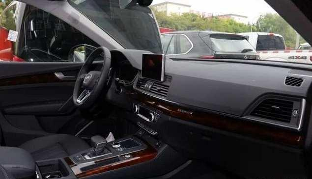 奥迪Q5L来袭，科技感爆表，轴距达2.9米！45万硬怼X5,GLC难卖了