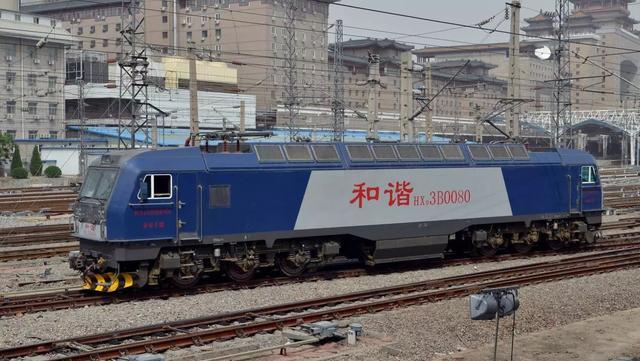 HXD3家族之HXD3B：诞生于HXD3平台，由大连机辆与庞巴迪联合研制