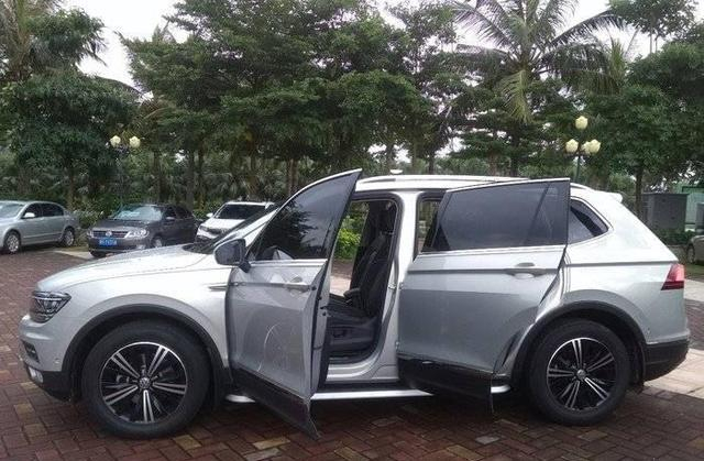 高个90后女孩情独SUV，果提途观L1.8T旗舰版