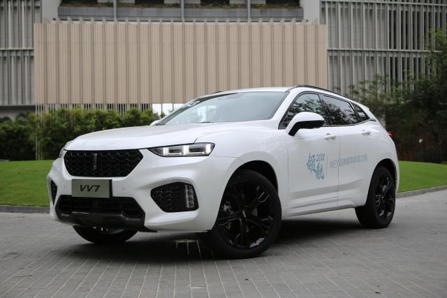 WEY让中国人提前实现了豪车梦! 试驾VV5/VV7! 略有变化?