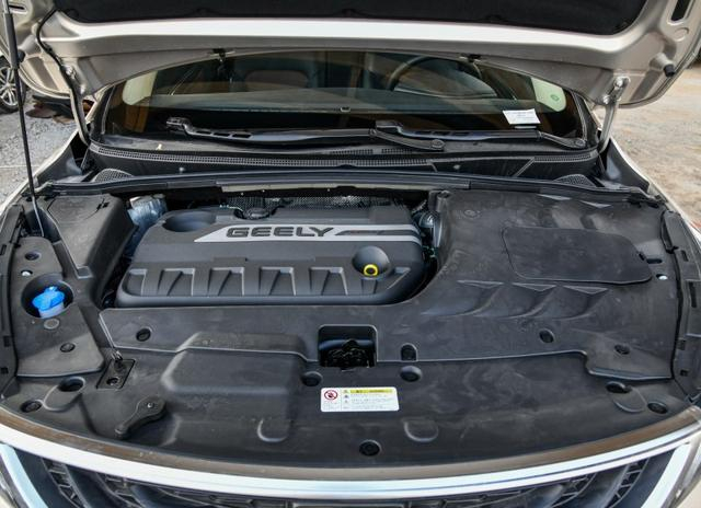 又一款国产1.5T SUV上市，7.99万起售，作为人生第一台车正合适