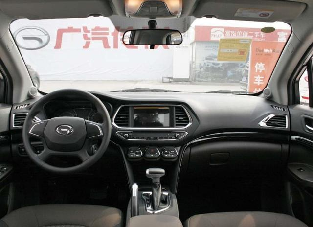 又一款国产1.5T SUV上市, 7.99万起售, 作为人生第一台车正合适