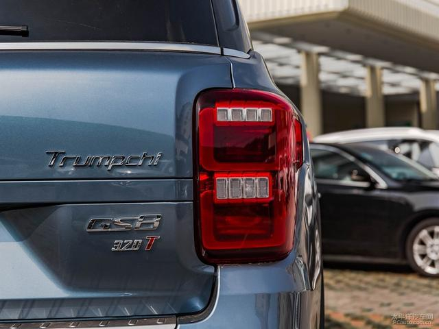 传祺GS8连获 C-NCAP五星评价和年度风云汽车