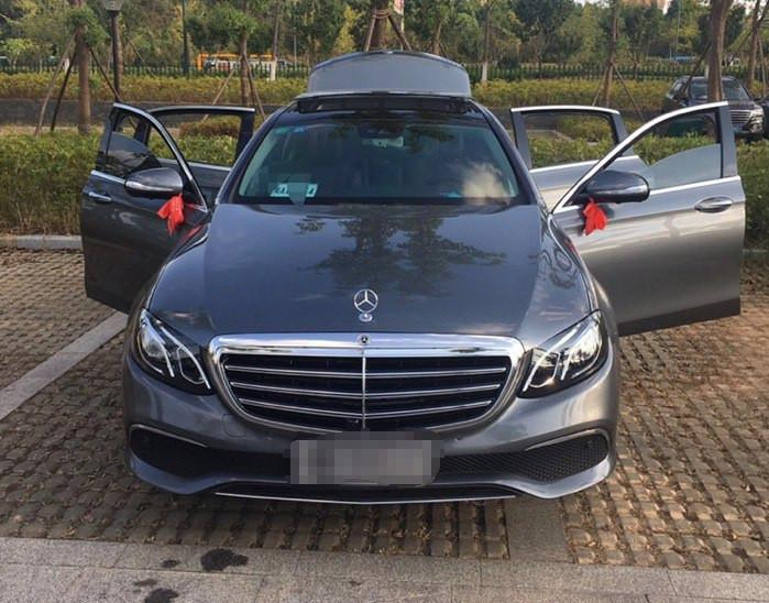 湖南小伙花55万买辆奔驰E300L, 车主感叹外观像S级迈巴赫！