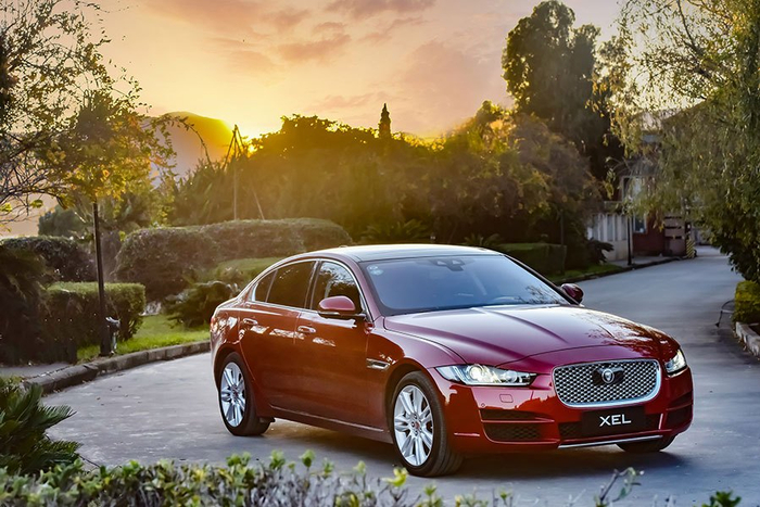 试全新捷豹XEL 聊运动30万级别不再只有宝马3系和凯迪拉克ATS-L