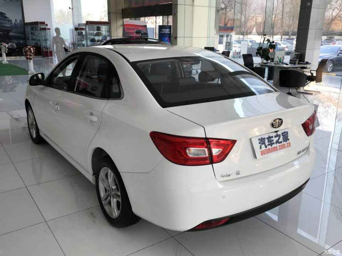 最大续航或为205km 一汽奔腾B30EV到店