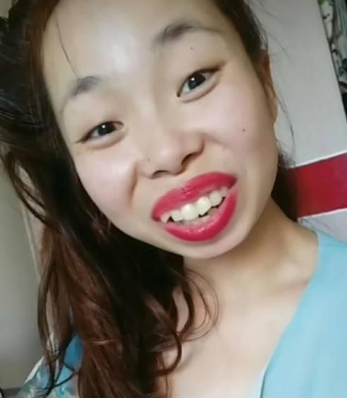 嘟嘟姐凭一张丑脸走红，真实长相意外曝光，网友直呼上当！快手网红走红新浪新闻