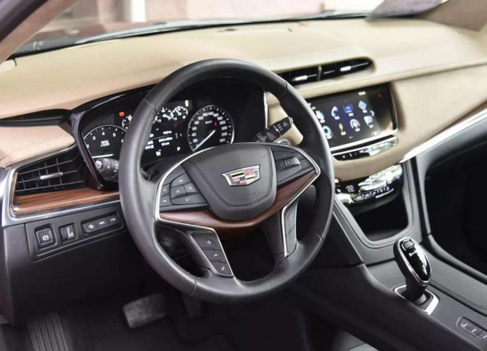 全新Q5、X3强敌，35万起售全系优惠5W，2.0T+9AT还自带闭缸技术