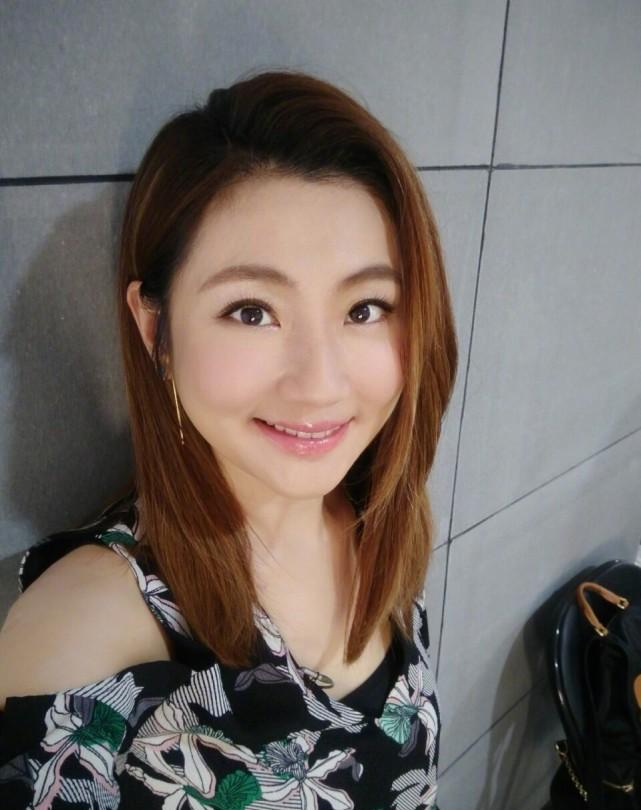 Selina经过7年不断地整容, 疤痕修复越来越好, 如今美呆了|疤痕修复|整容|爆破戏_新浪新闻