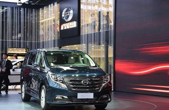 传祺GM8预售18万起，不说堪比埃尔法，GL6绝对不是对手！