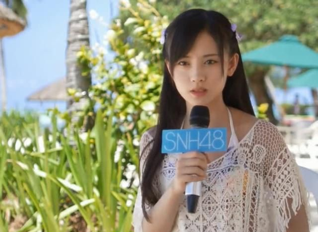 SNH48泳装大比拼，鞠婧祎深藏不露？粉丝：好想亲一口啊！