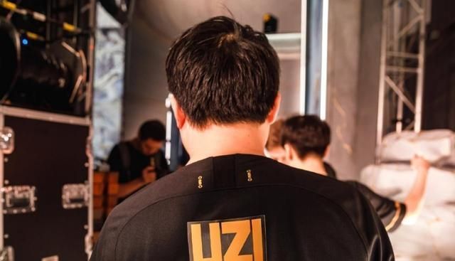 成也UZI，败也UZI，RNG小组赛出局简析